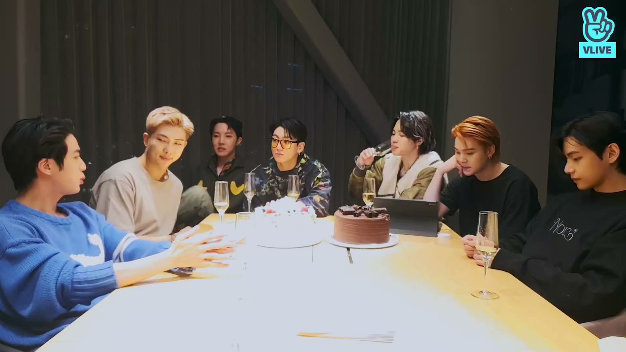 دانلود تمامی لایوهای 2021 BTS در VLive - BTS & ARMY